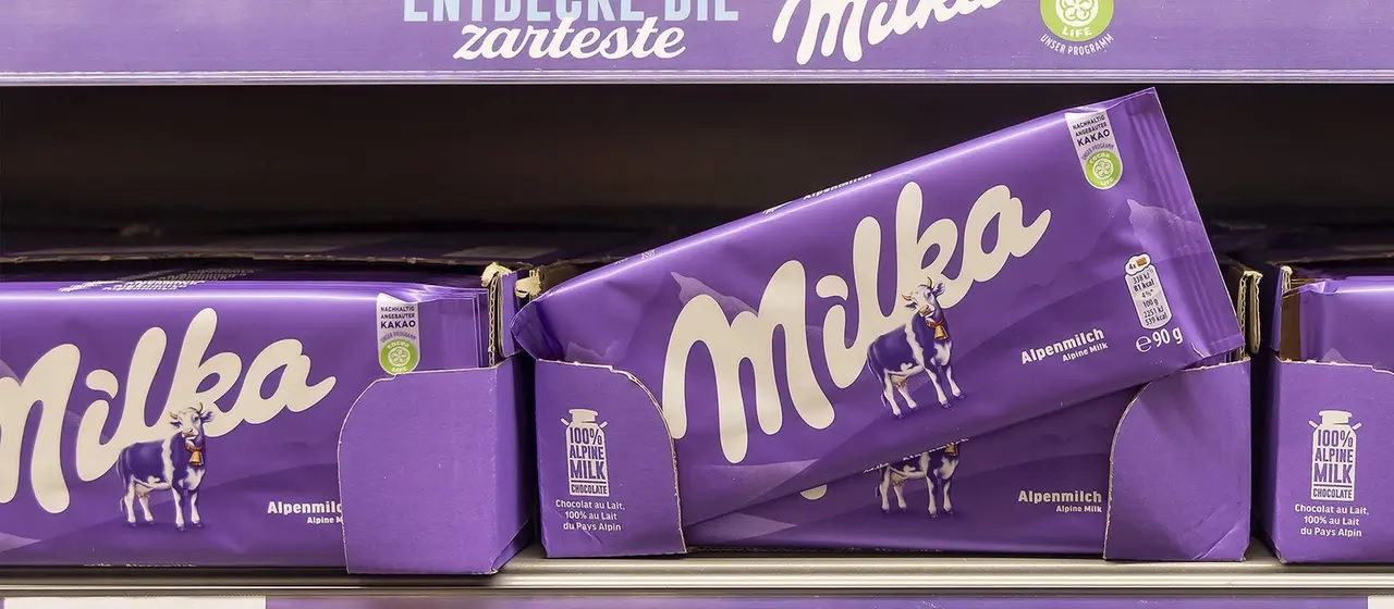 Milka w Niemczech oskarżona o wprowadzanie konsumentów w błąd przez zmniejszone opakowania ...